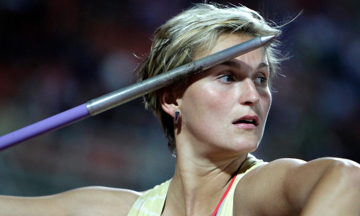 «Είναι καιρός να δώσουμε στα δύο νέα κορίτσια την σκηνή!», είπε η ...